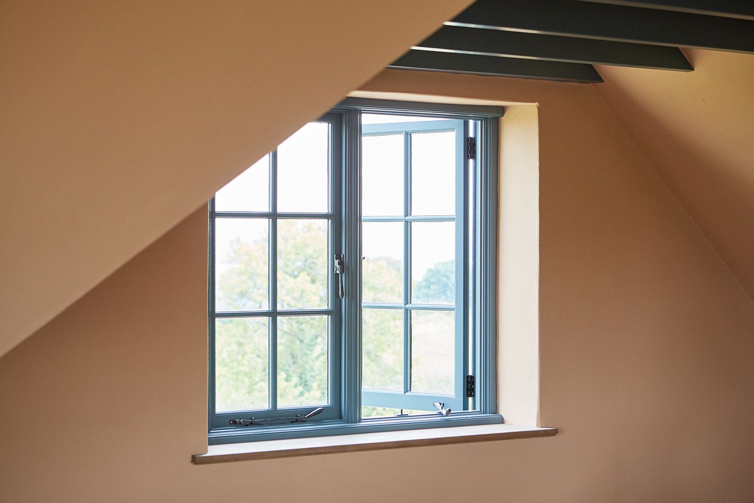 Royston Davies | Bespoke Joinery By Expert Craftsmen